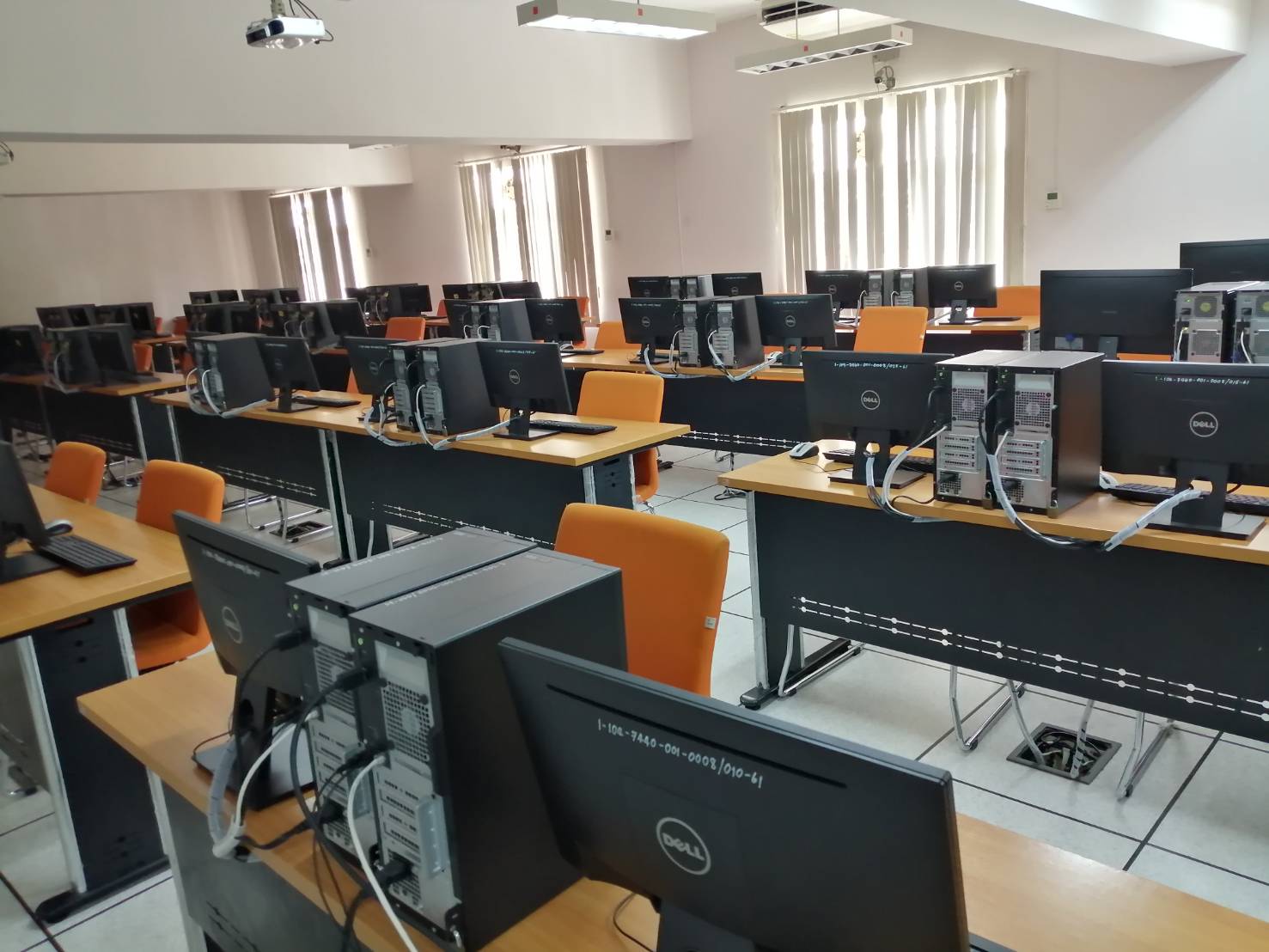 Booking | 16103 (Computer Programming Lab)